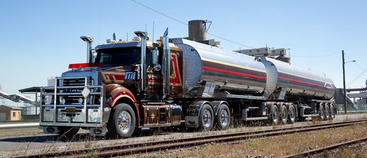 Emerald Carrying Company Trident Review