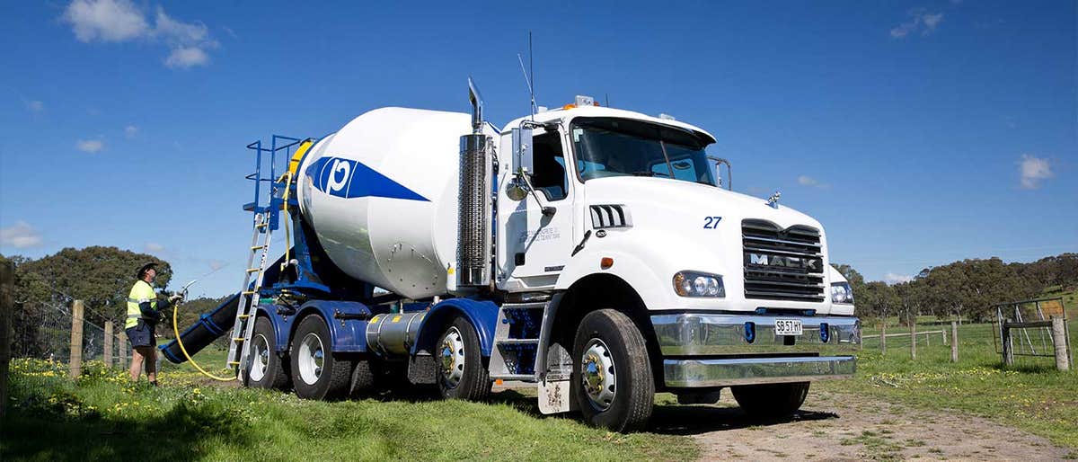 Mack Metro-Liner: The Ultimate Truck for Concreting | Mack Trucks