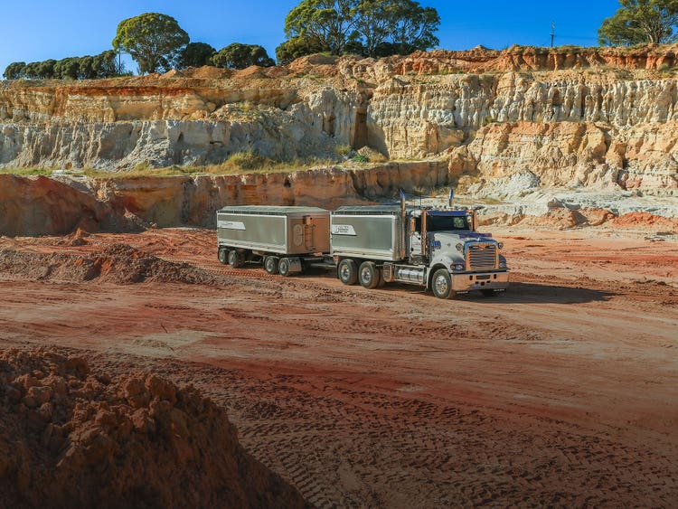 Bulldog Magazine Australia | Mack Trucks Australia
