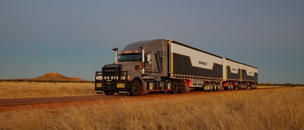Mack Super-Liner | Mack Trucks Australia
